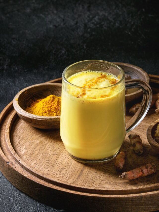 Surprising Benefits Of Drinking Turmeric Milk Daily | GetDistributors