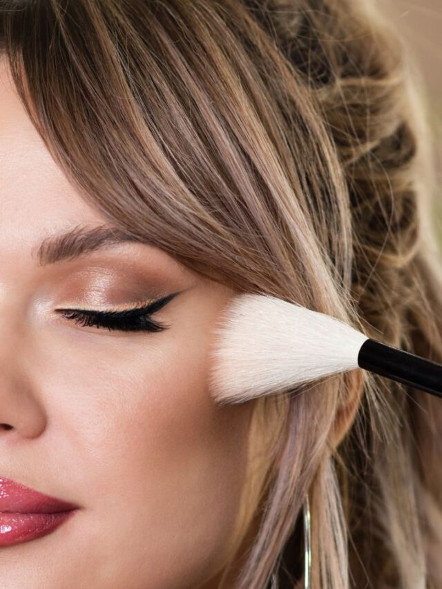 5 Easy And Beautiful Makeup Looks | GetDistributors